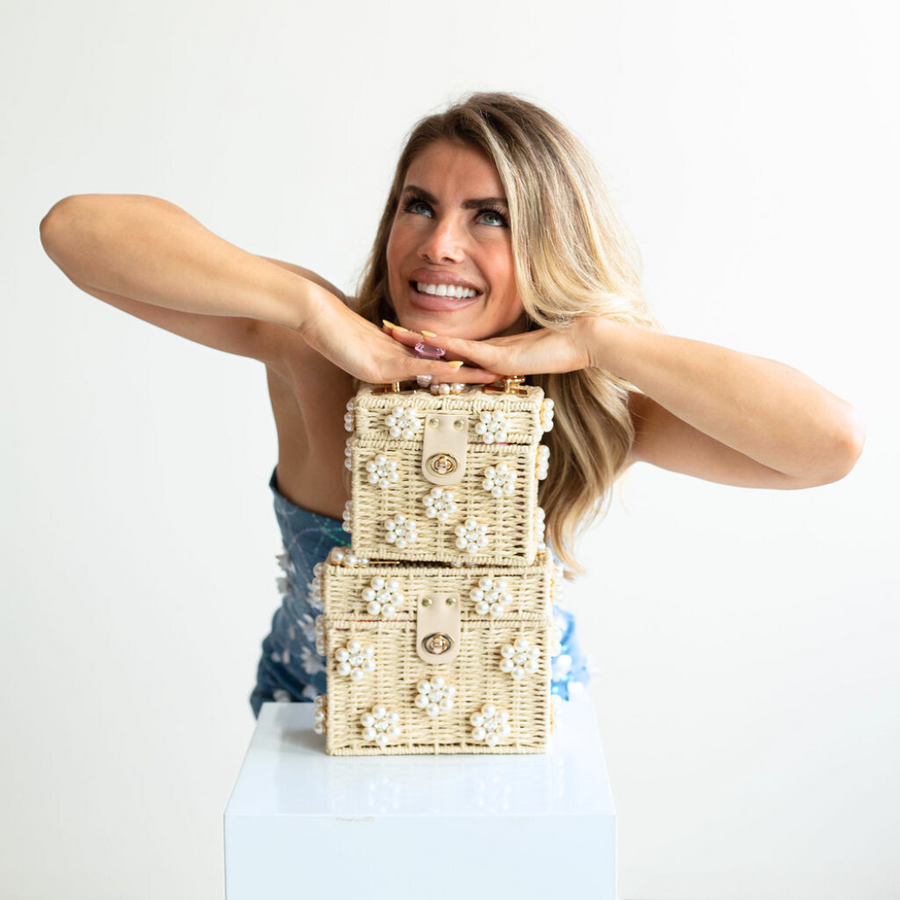 Beaded Woven Rattan Daisy Purse – By Jenna Lee